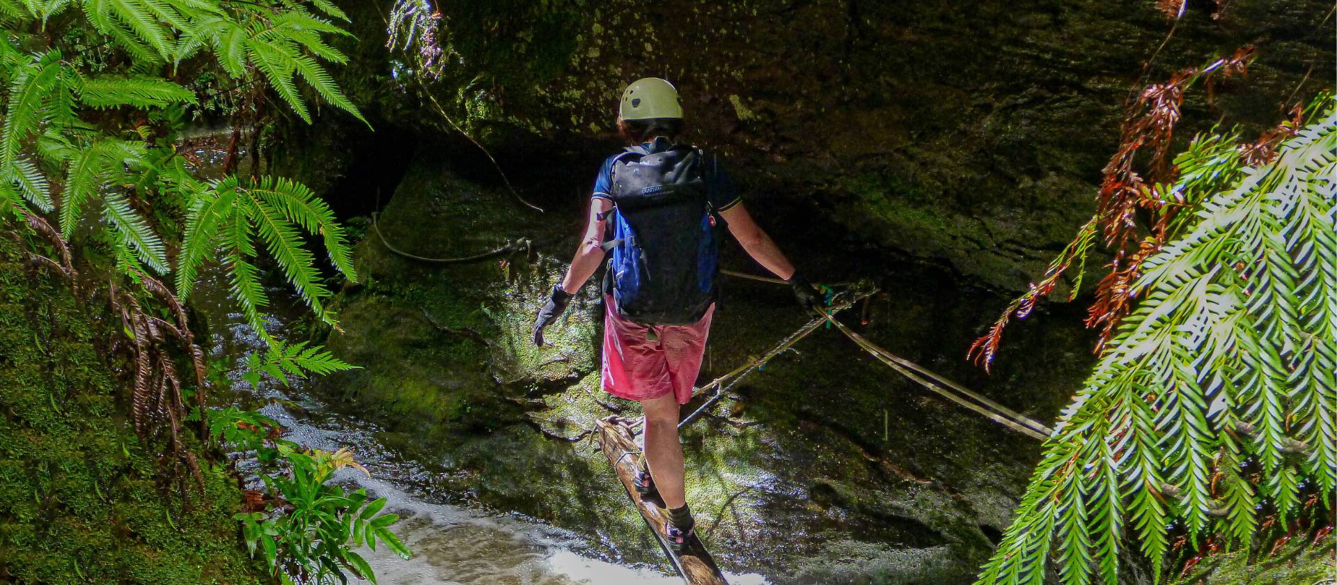 Blue Mountains Canyoning Adventures | Deep Pass Explorer